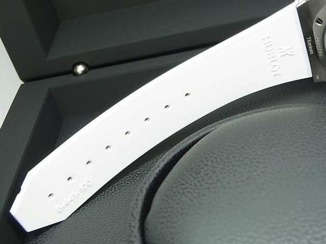 ウブロ ビッグ・バン ウニコ チタニウム ホワイト パヴェ 441.NE ウブロ ビッグ・バン ウニコ チタニウム ホワイト パヴェ 441.NE