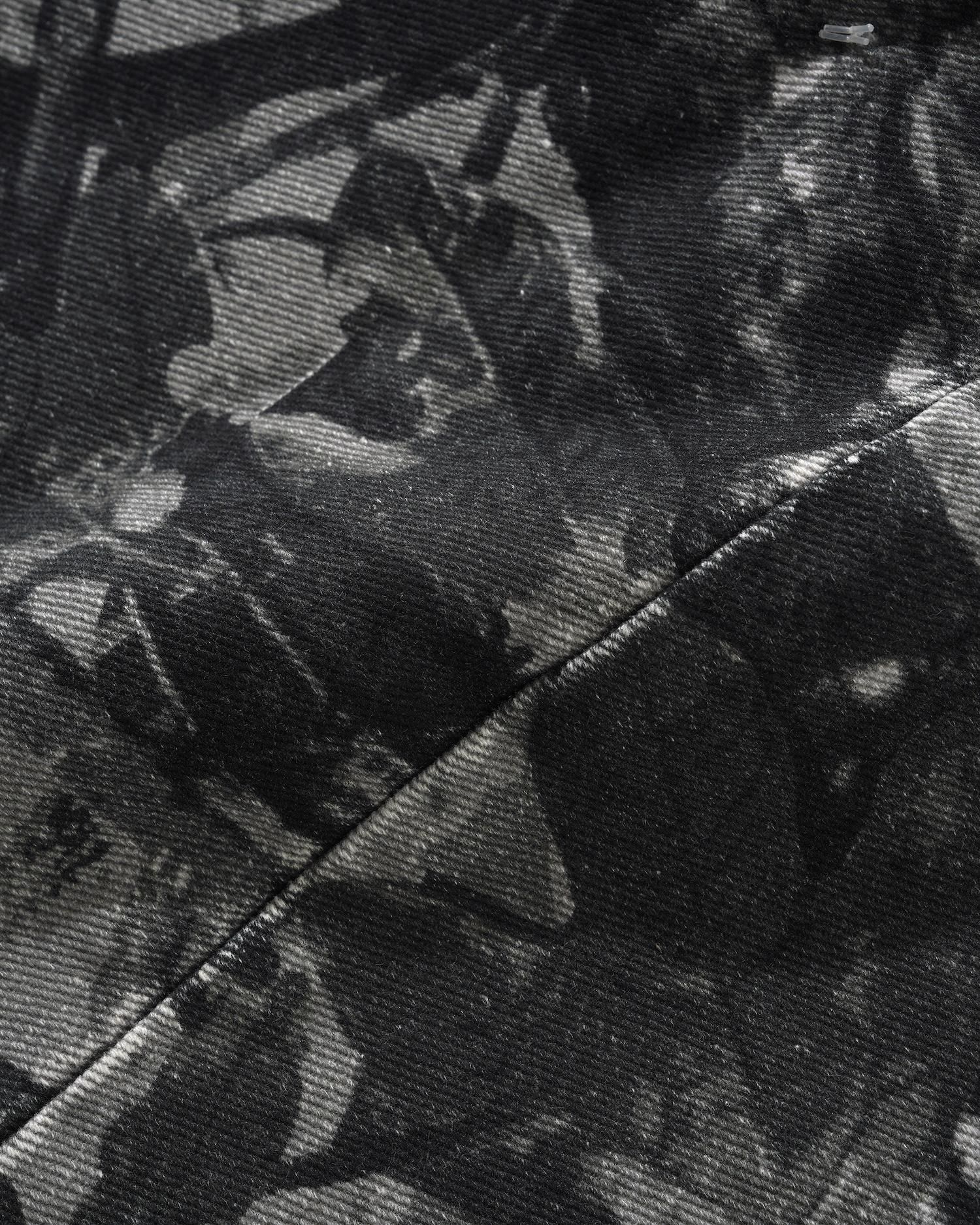 BUTTER GOODSFoliage Camo Denim Jeans - Apple Butter Store BUTTER GOODSFoliage Camo Denim Jeans - Apple Butter Store